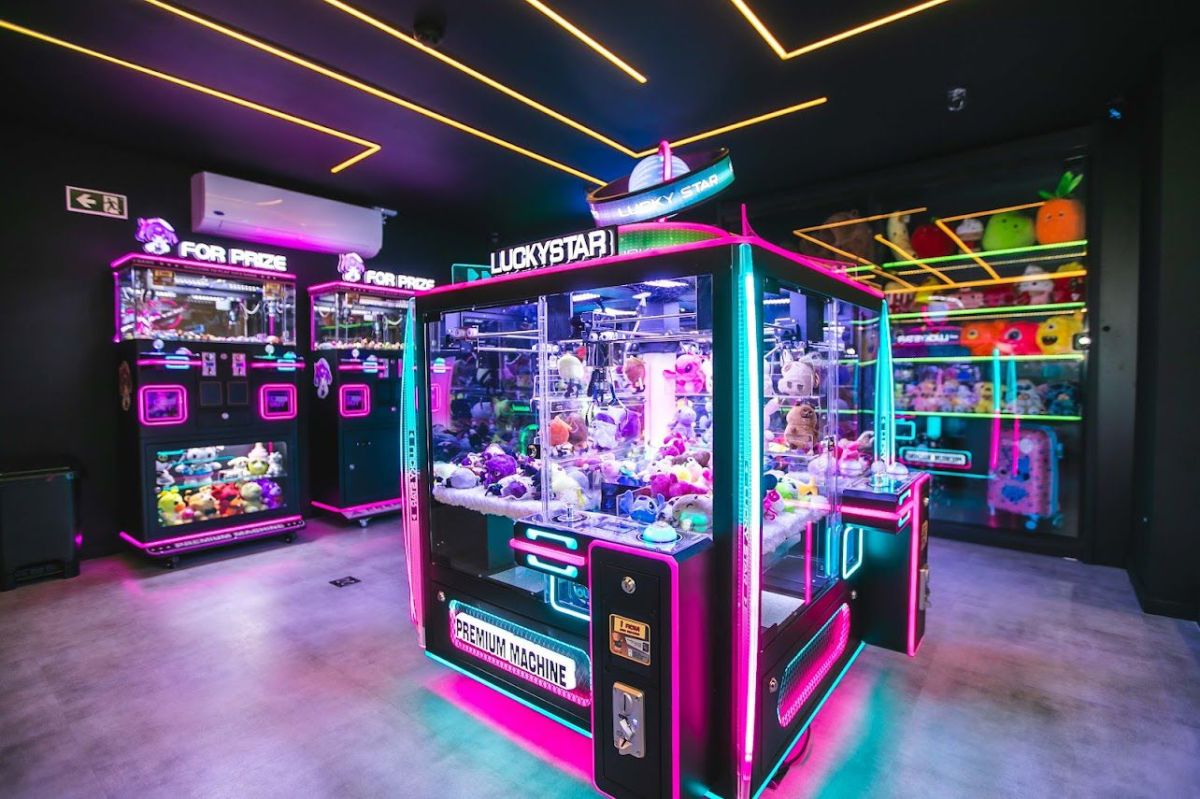 KiDMax inaugura loja em Curitiba, com 20 máquinas de pelúcias, em um ...