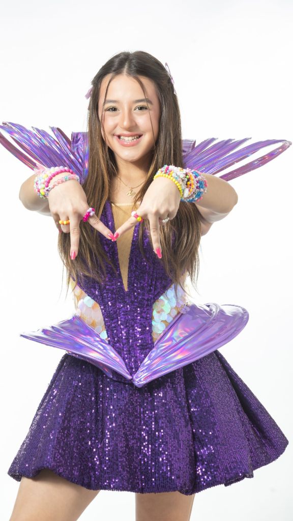 Fenômeno Teen, Marcela Jardim apresenta turnê Chicletinho em Curitiba